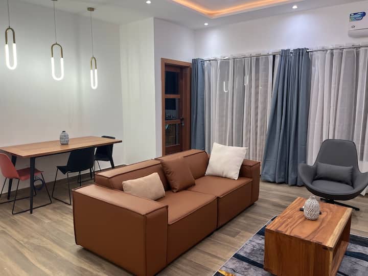 Jasmine | F-square Apartments - Yaoundé