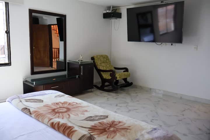 Casa Full 4 Habitaciones 4 Baños - San Gil
