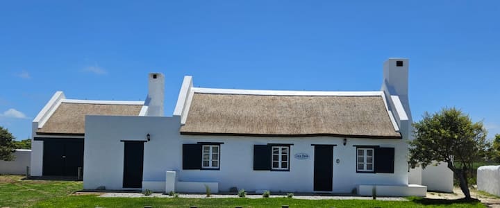 Casa Bella, Coastal Retreat - Struisbaai