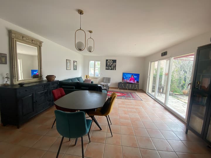 Maison Rénovée Style Design - Istres