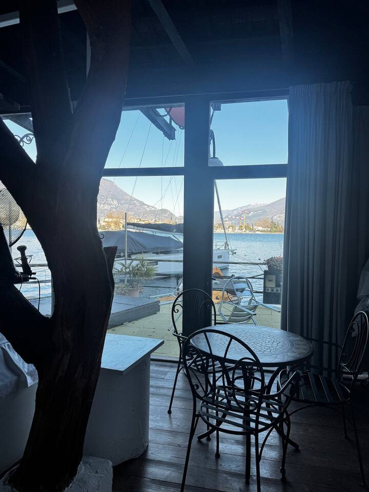 Excelsior Studio Apartment - Lake View&terrace - Riva del Garda