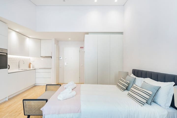 Modern Studio In Porto Center | Ideal City Base - Porto, Portugal