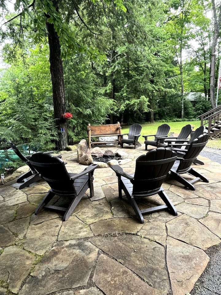 The Wolf Den In Tupper Lake - Tupper Lake, NY