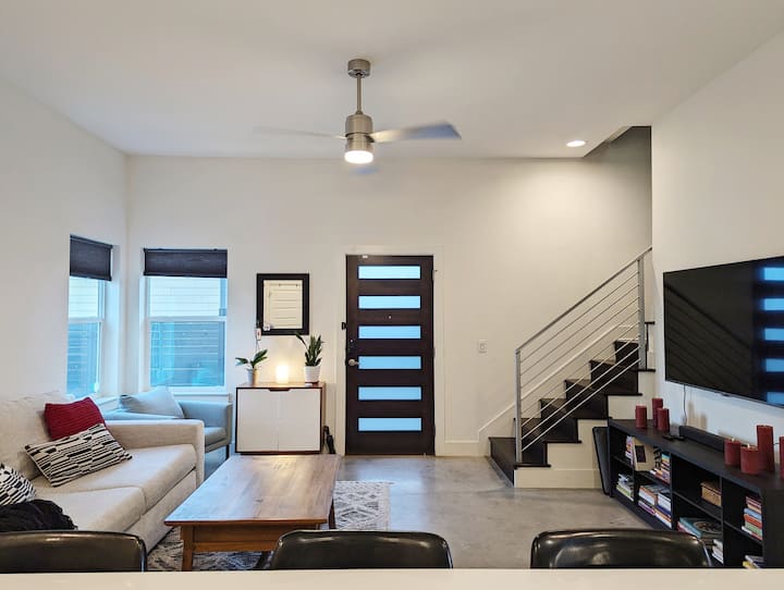 Pet-friendly Atx International House - Far West Boulevard – Austin