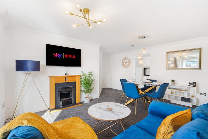 Deluxe Central Windsor Apartment W/free Parking - Slough