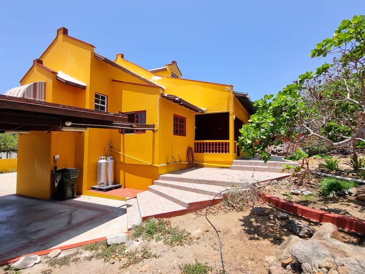 Dushi Family Home - Aruba