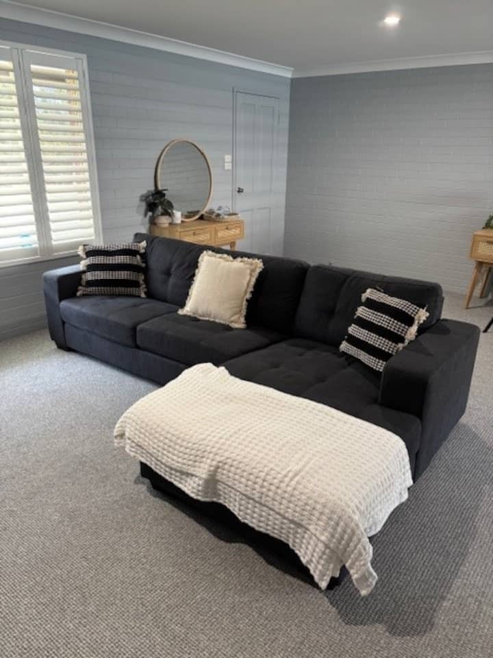 Quiet Escape On Hinton Drive - Gunnedah