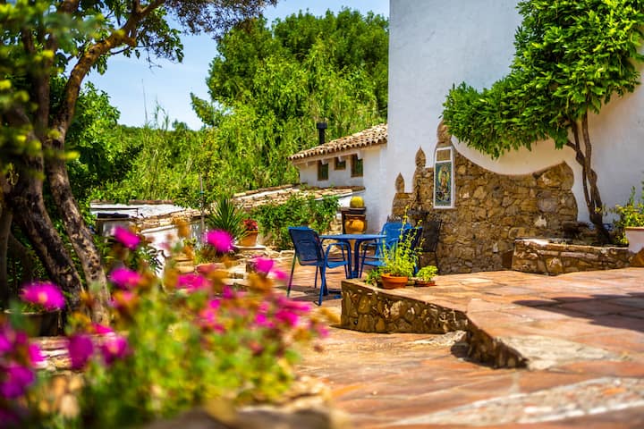 Cinco Lunas Retreat Center With Yoga Dome - Grazalema