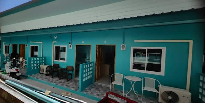 Supercute Studio For 3 Maehaad - Ko Tao