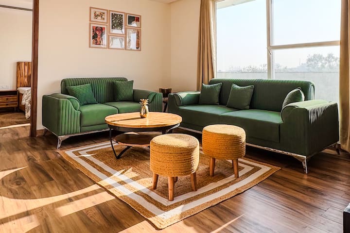 Ahana | Cozy Stay In South Delhi, Kalkaji. - New Delhi