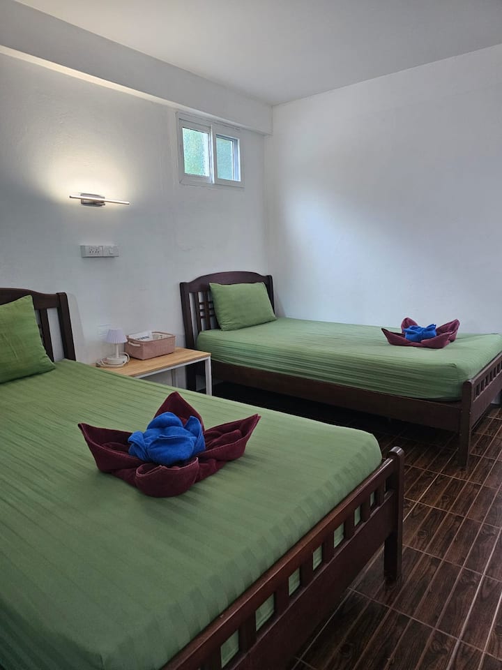 Cosy Basement Room - Koh Samui
