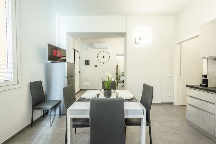 Emilia Ground-level Suites | Near Policlinico - Modena