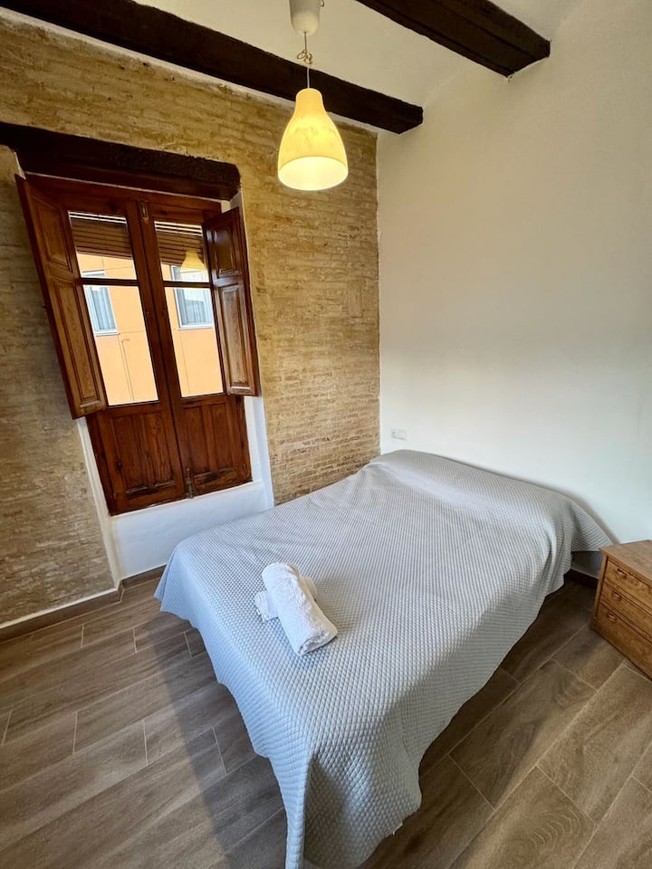 Apto. Mercado Central Piso 3 - Valencia