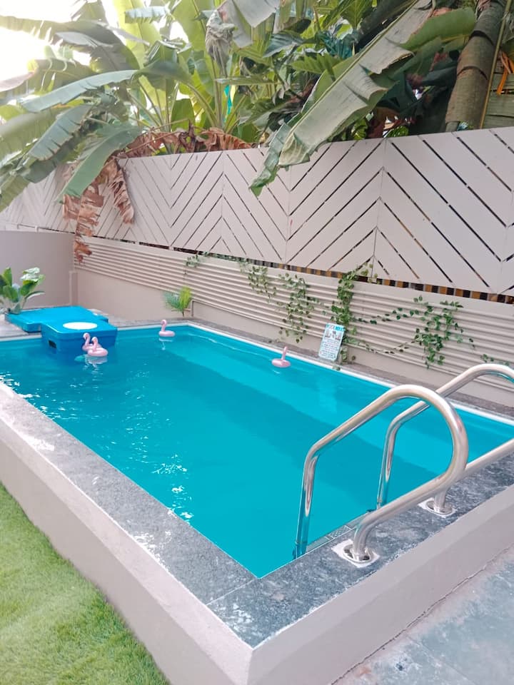 Regal Escape: Luxe 4bhk Pvt Pool Villa In Benaulim - Colva