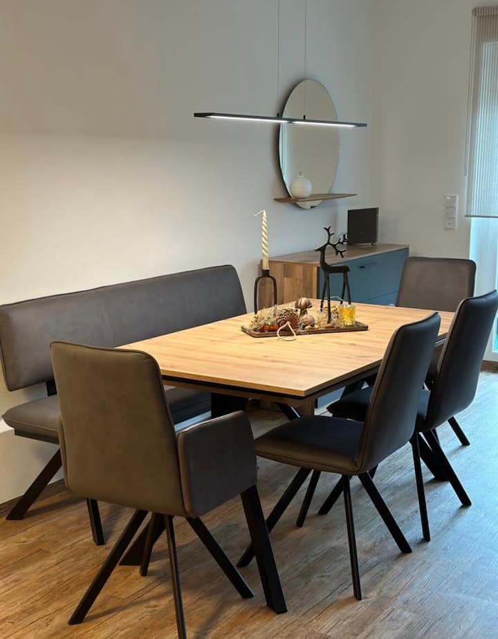 Modernes Apartment Mit Bergblick - Oberstdorf