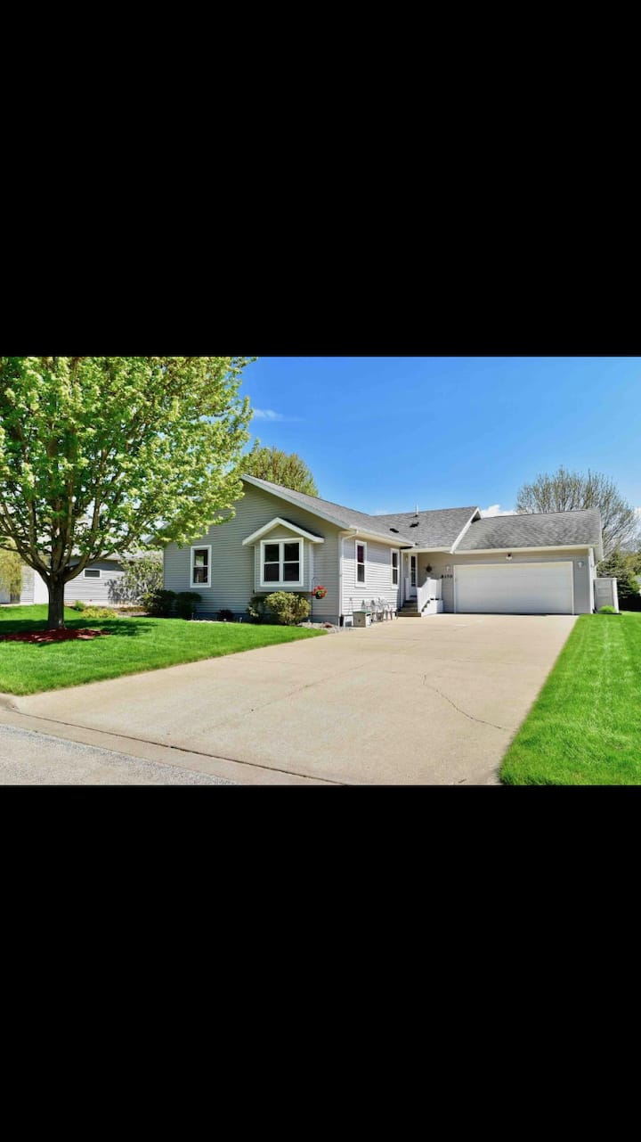 Relaxing Ranch - Merrick State Park, Fountain City