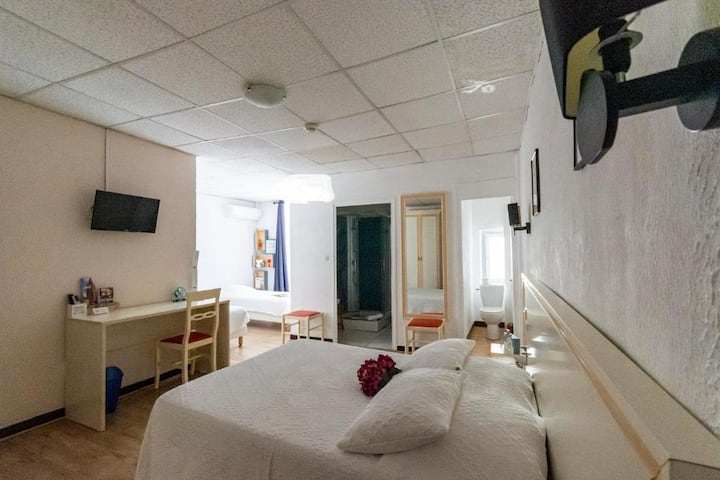 Chambre Quadruple à Fréjus - Fréjus