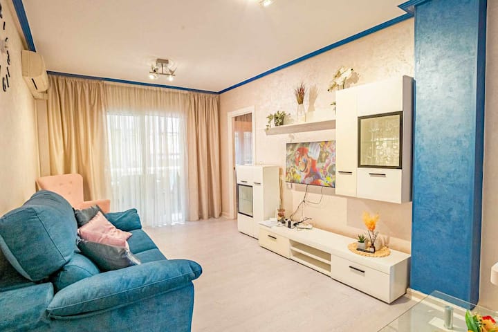 Glamorous Apartment Near Palm Avenue | 500 M Beach - Torrevieja