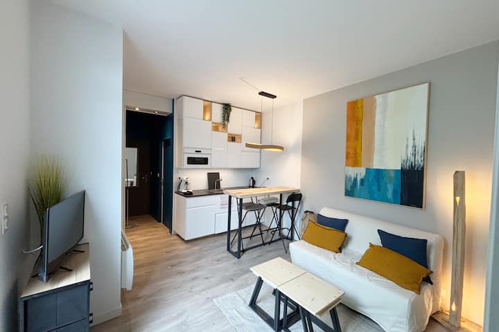 Joli Appartement Rénové (Neo Cocoon) Avec Terrasse - La Rochelle