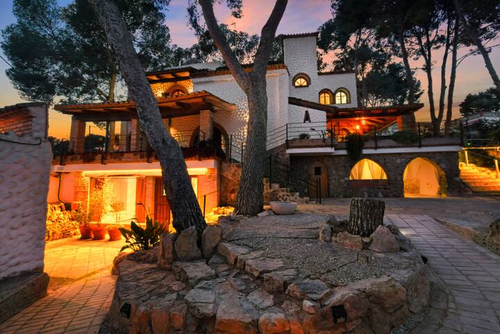 Lux-villa Cinderella |Outdoor Cinema | Massageroom - La Pobla de Vallbona