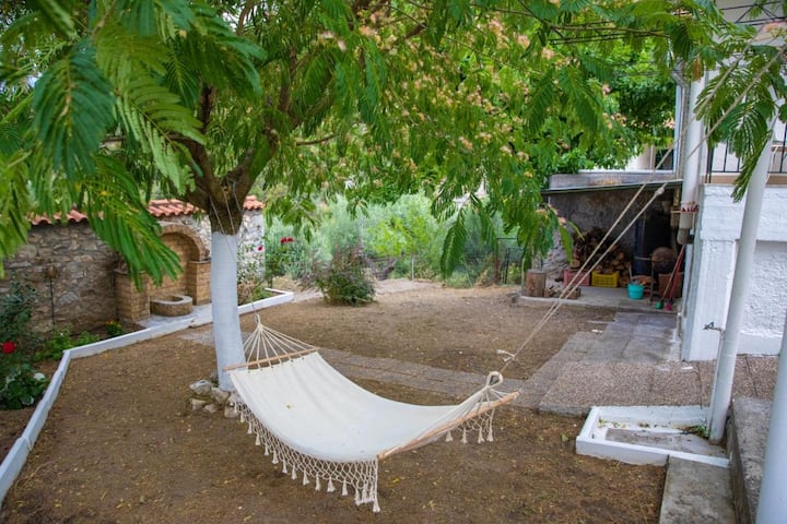 Iria's Cosy Tradiotional House - Спарта