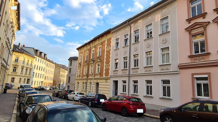 Helles Ostviertel Maisonette Flat Mit Balkon - Gera