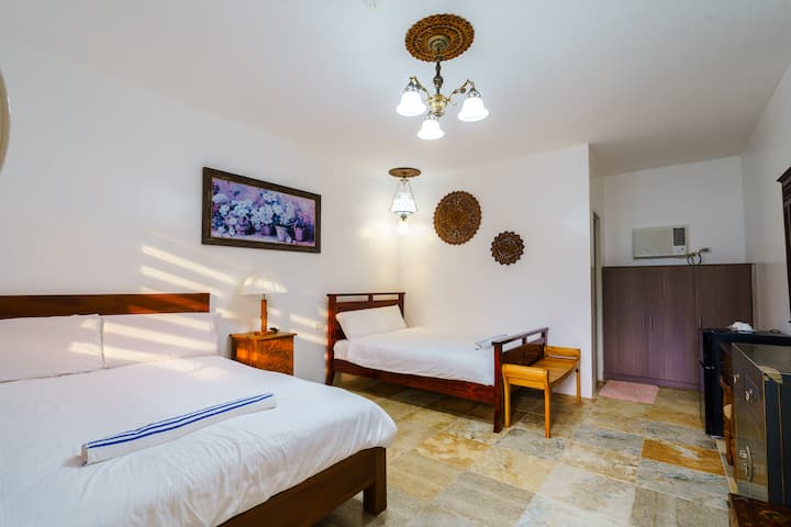 Rm 2 Garden View Paradise Oasis - Badian