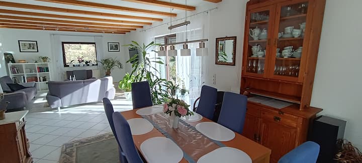 Helle Sonnige Terrassenwohnung - Hemsbach