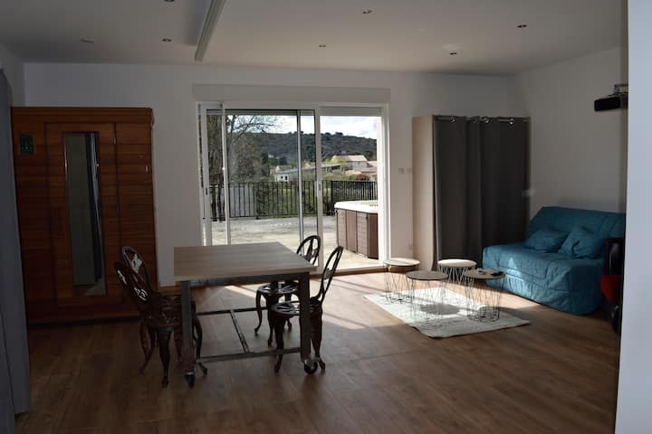 Appartement 50m2.
4 Personnes. - Mornas