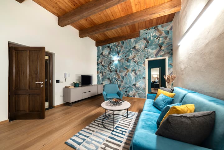 Suite Deluxe In Historic Palace Sassari Citycenter - Sassari