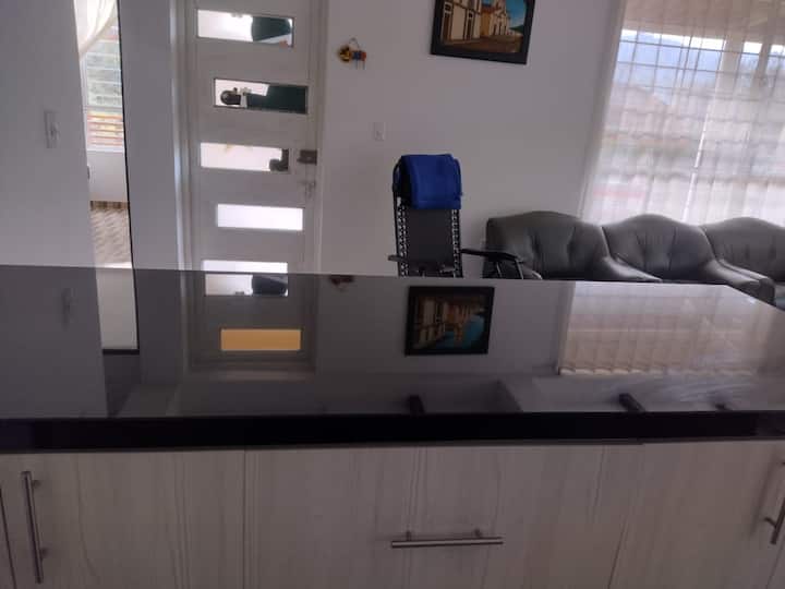 Hermosa Casa Campestre Amoblada - Garagoa