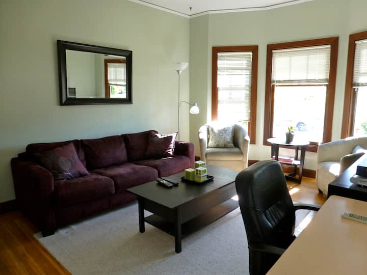 Bright, Furnished 1br With Charm, Close To Campus - Berkeley