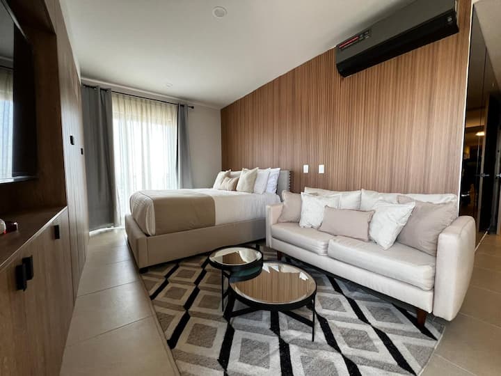 Loft Lujoso Frente A Plaza Mayor - León, México