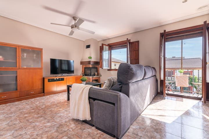 Amplio Apartamento En Escalante - Isla