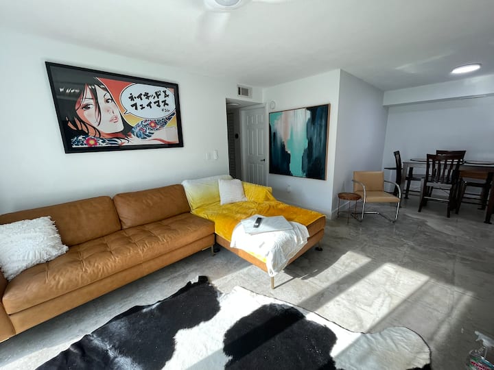 Private 2br•king Suite•patio•fast Wi-fi |Walkable - Orlando