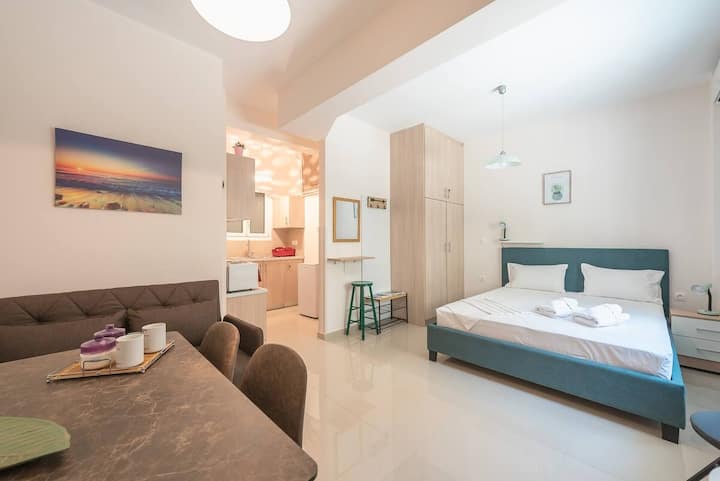 Cozy Acropolis Studio In The Heart Of Athens - Atene