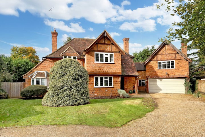 Hurley House - Family Home - 6 Bed | 10 Guests - Marlow, Vereinigtes Königreich
