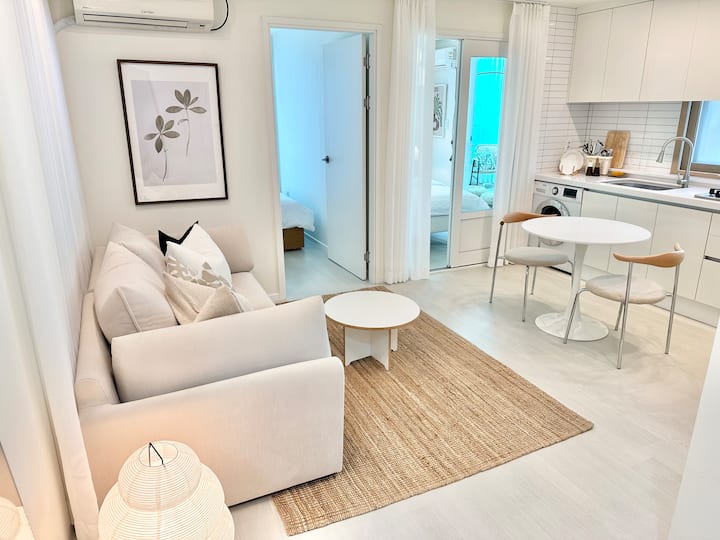 홍대 근처 프라이빗 테라스 하우스ㅣ조용한 휴식·빔프로젝터ㅣ4인 가족·친구 모임ㅣ카페거리 - Seoul