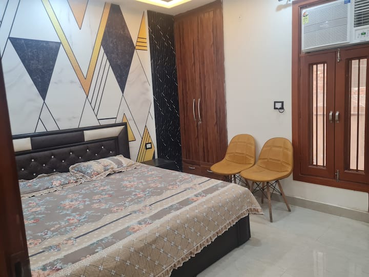 The Happy Hideaway - Delhi