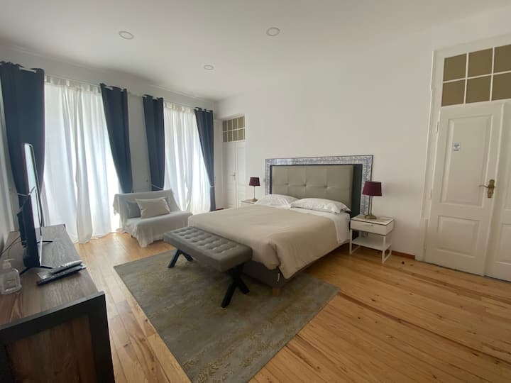 Luxury Room In The Historic Center Of Faro - 파로
