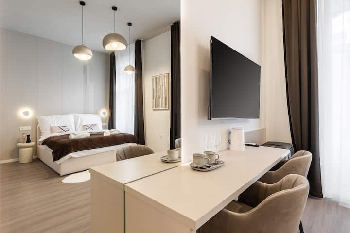 Oasis Luxe Boutique Suites Deluxe Rooms - Budapest