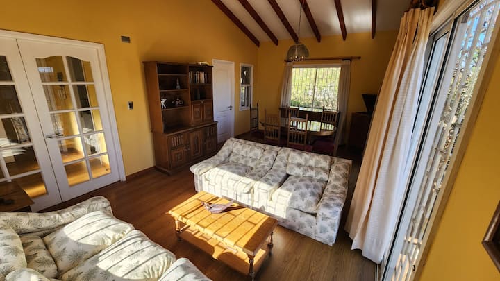 Comoda Casa A 4 Cuadras De Playa - Algarrobo