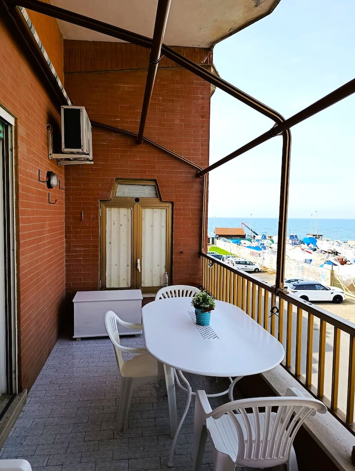Casa Maurella - Appartamento Vista Mare Ladispoli - Ladispoli
