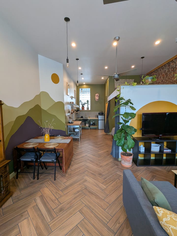 Artsy Studio In Lawrenceville - Pittsburgh, PA