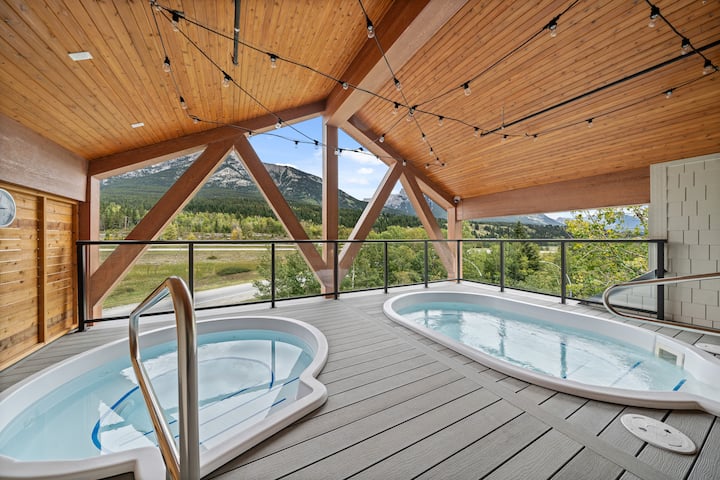 Luxury 1 Bedroom Mountain View Condo - Canmore