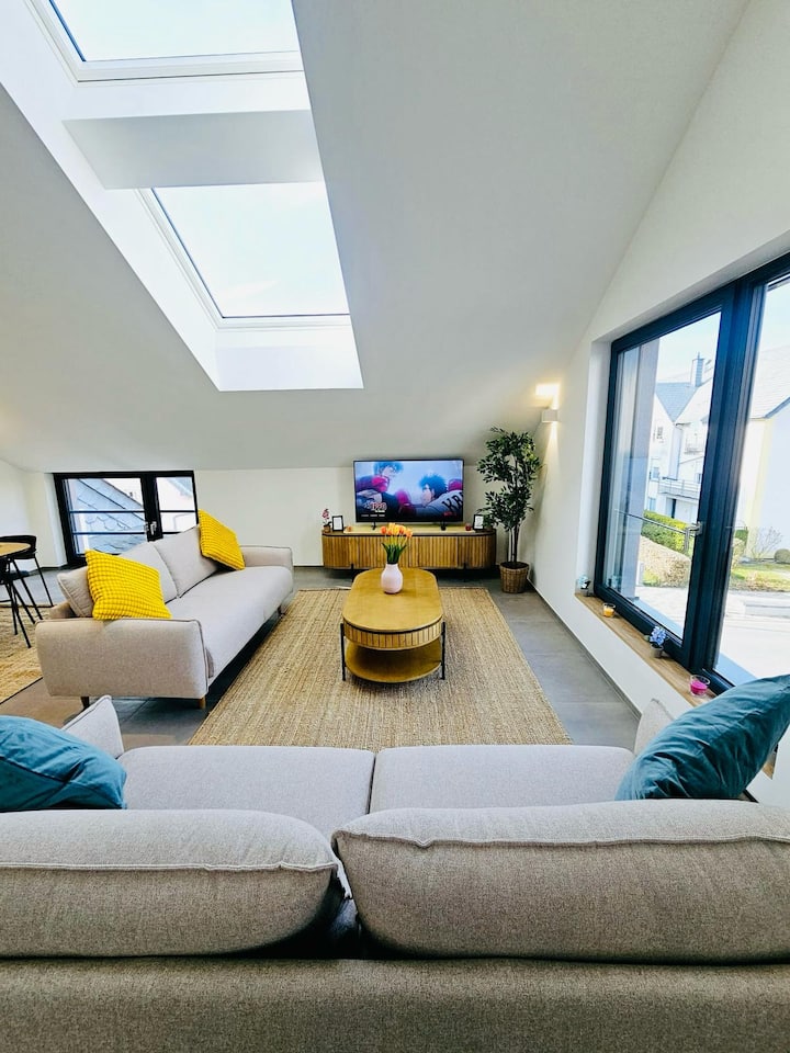 Spacious 3 Bedroom With Large Terrace And Parking - Luxemburgo