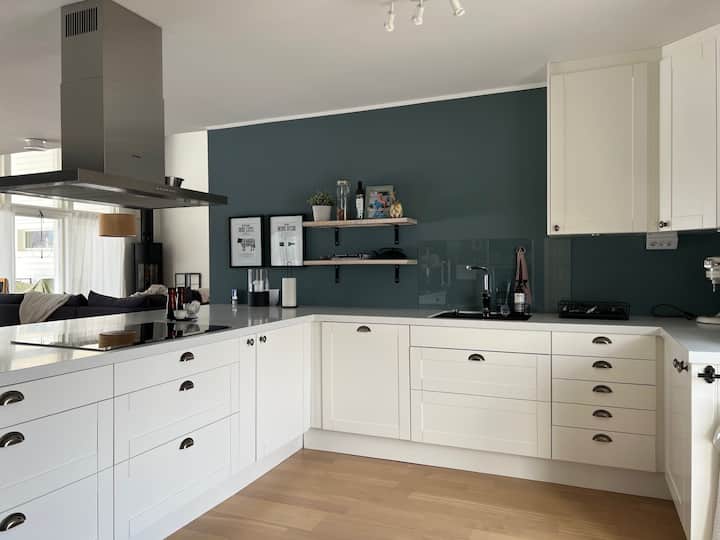 Modern Villa Med Sällskapsytor! - Boden