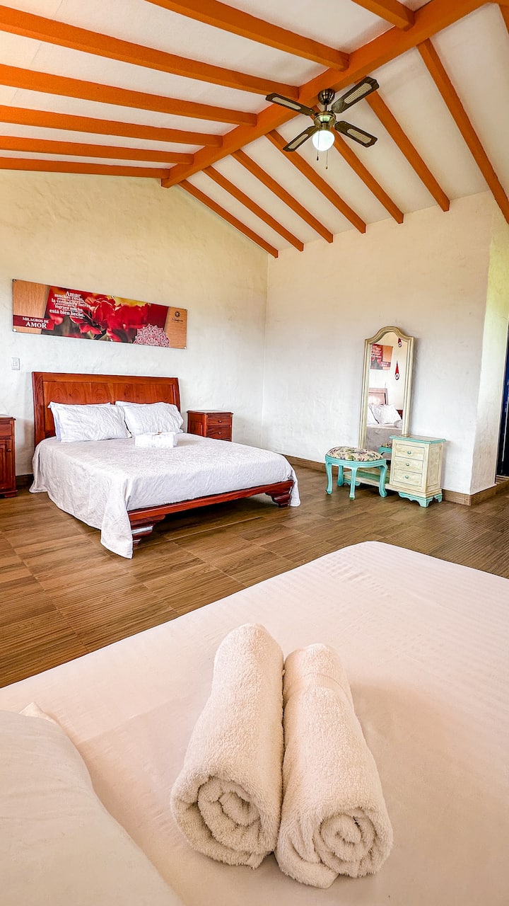 Suite Para 2 Personas Cama King - Jericó