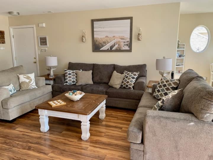 Clean Condo, Heart Of Wildwood! - Wildwood, NJ