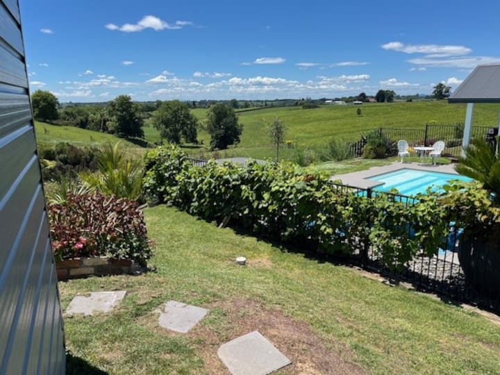 Private Room - Rural Views - Te Awamutu